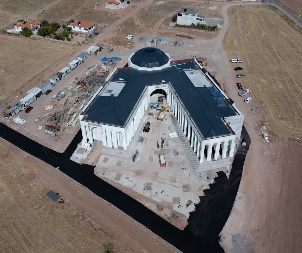 Türkiye’nin ve Dünyanın en büyük cemevi açılıyor: Horasan Erenleri ...